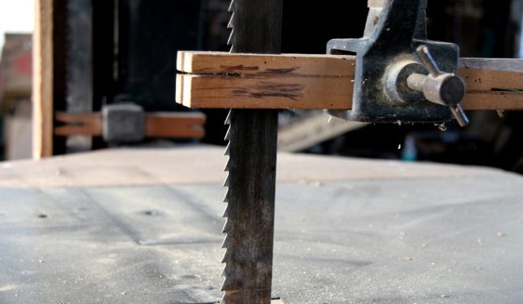 Worker Suffers Horrific Injuries After Bandsaw Snaps, Cuts His Face ...
