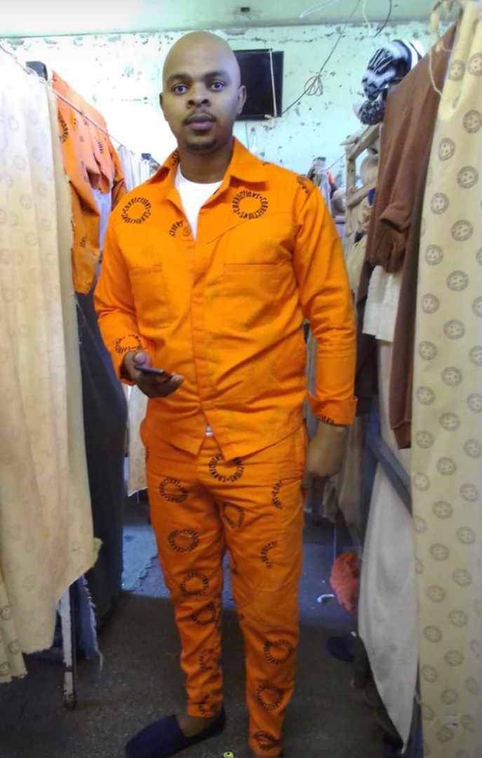 Inmate Who Flaunted 'Designer' Prison Garb In Hot Water, Cellphone ...