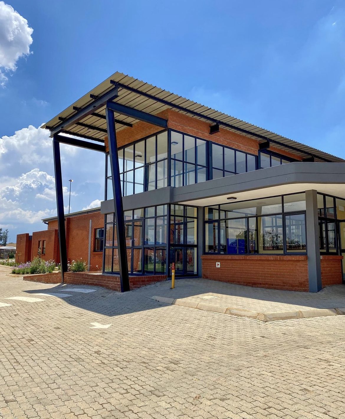 Bigger State-Of-The-Art Clinic Opens In Sebokeng Zone 17, Replaces Old ...