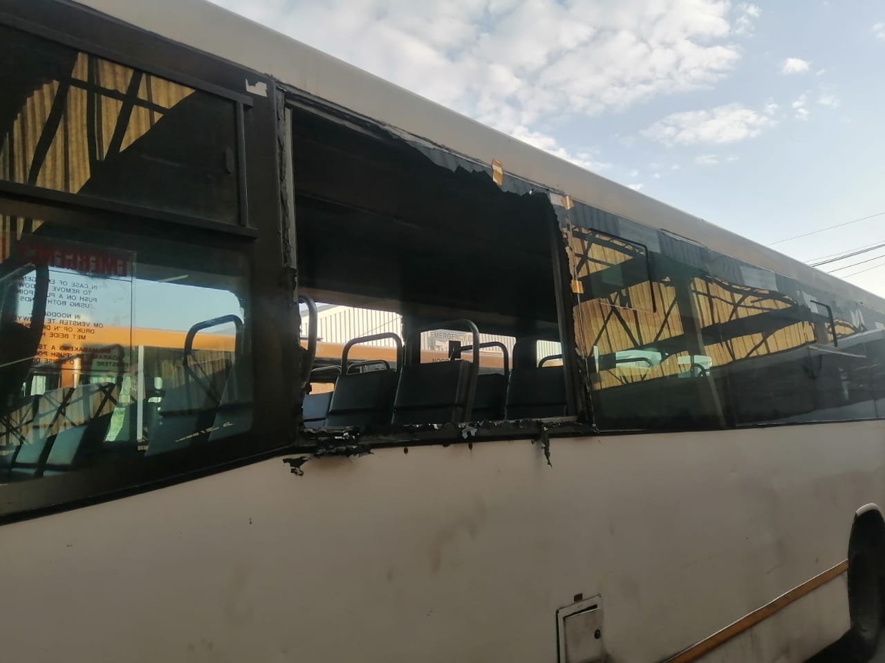Dobsonville Protestors Stone 8 Putco Buses, Smash Windows - The Bulrushes