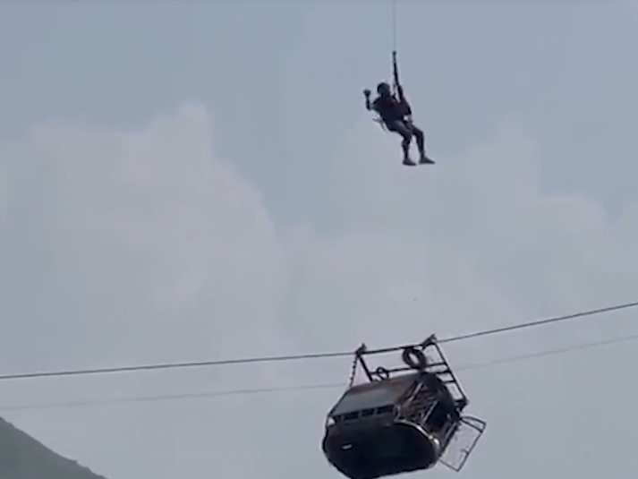 Cable Car Stuck High Up, Pakistan Helicopter Attempts Daring Rescue - The Bulrushes