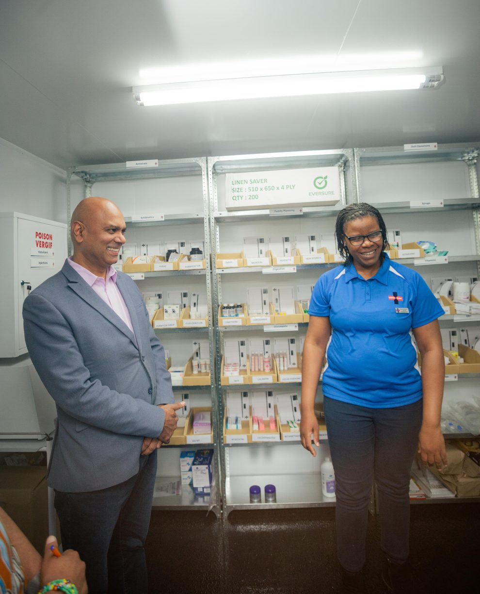 Daggafontein Community Benefits From New Unjani Clinic, Bankrolled By ...