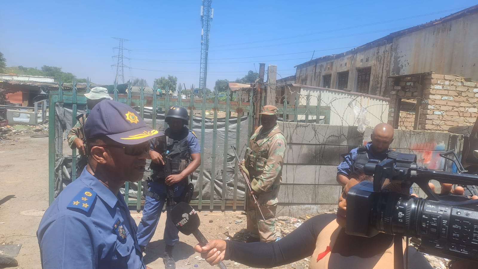 Bust: Police, Army Swoop Nabs 100 'Zama Zamas' For Illegal Gold Mining ...