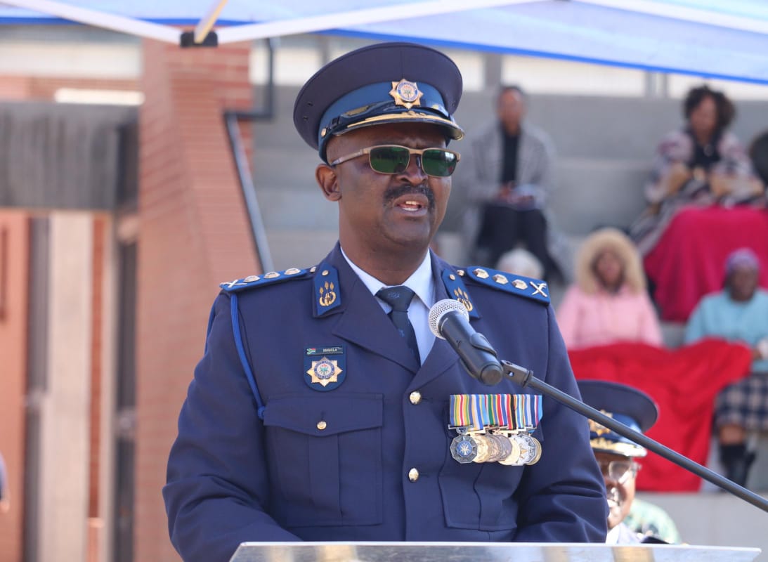 SA Police Service Gauteng Provincial Commissioner Lieutenant General ...