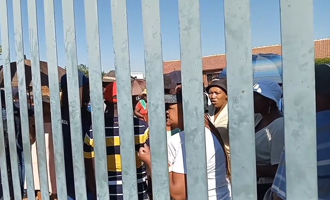 Tokoza Residents Up In Arms Over Teacher Caught With Drugs At Thoko ...