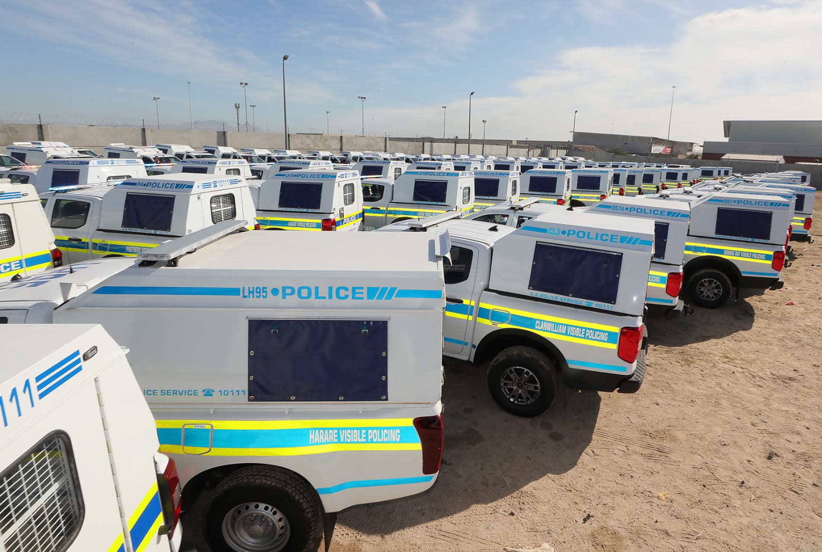 Makhaza Police Station Gets 15 New Cars With 'Automatic Number Plate ...