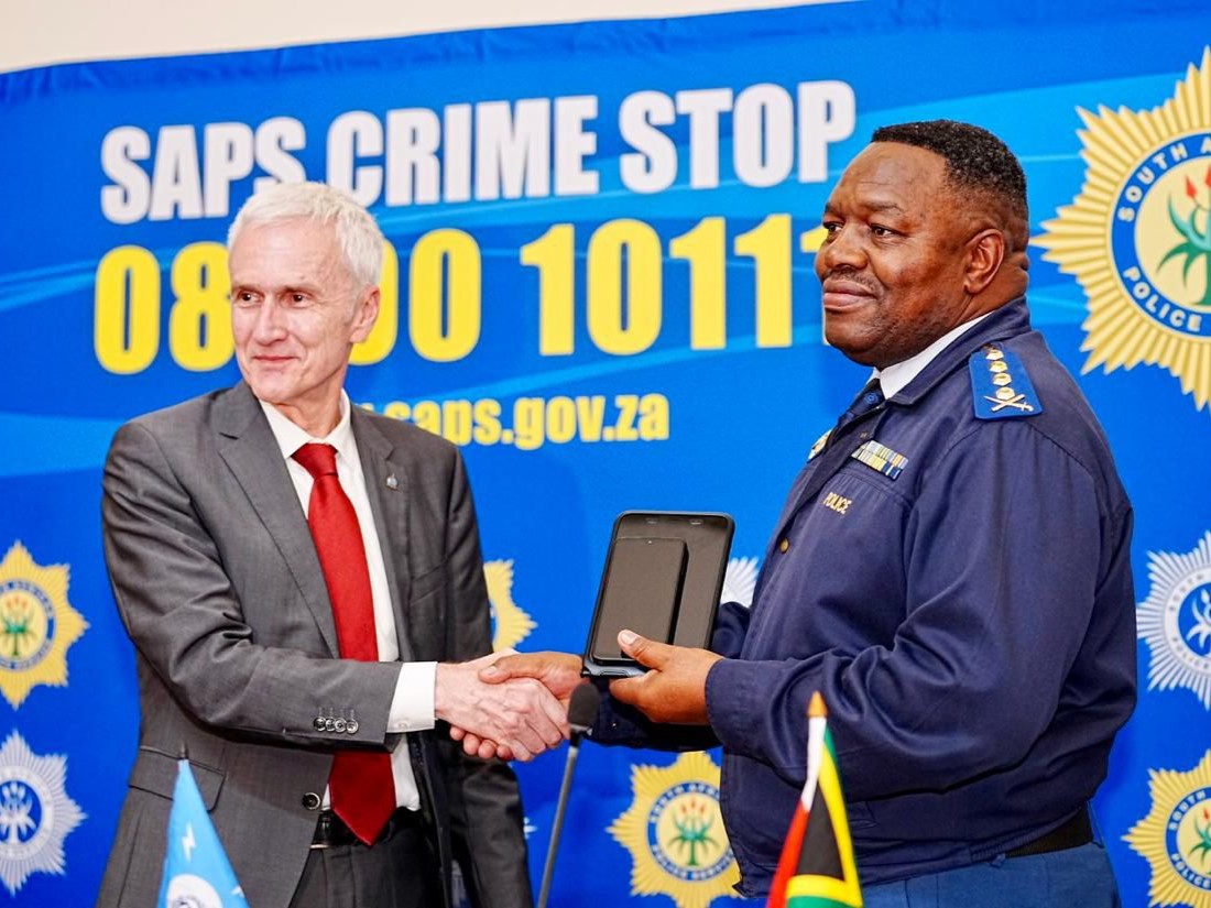 Fighting Crime: INTERPOL Hands Over Mobile Devices To SAPS - The Bulrushes