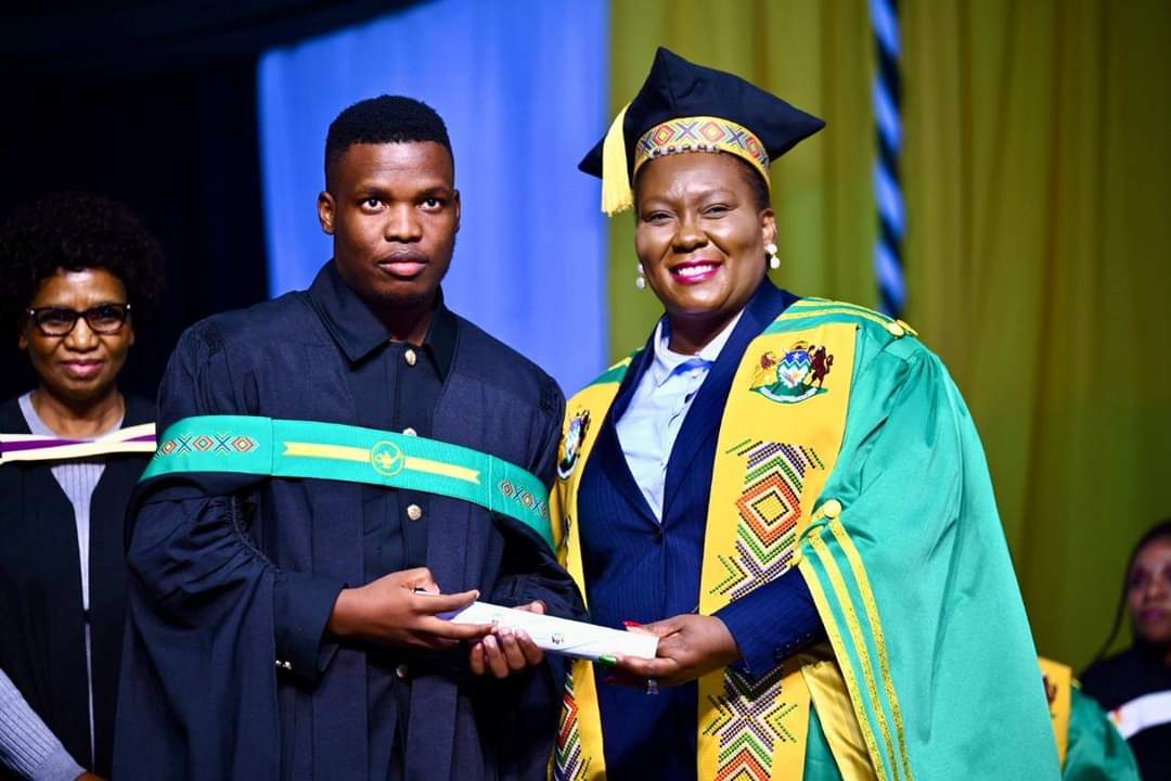 More Male Nurses Graduate: Better Health Prospects For Men, Says KZN ...