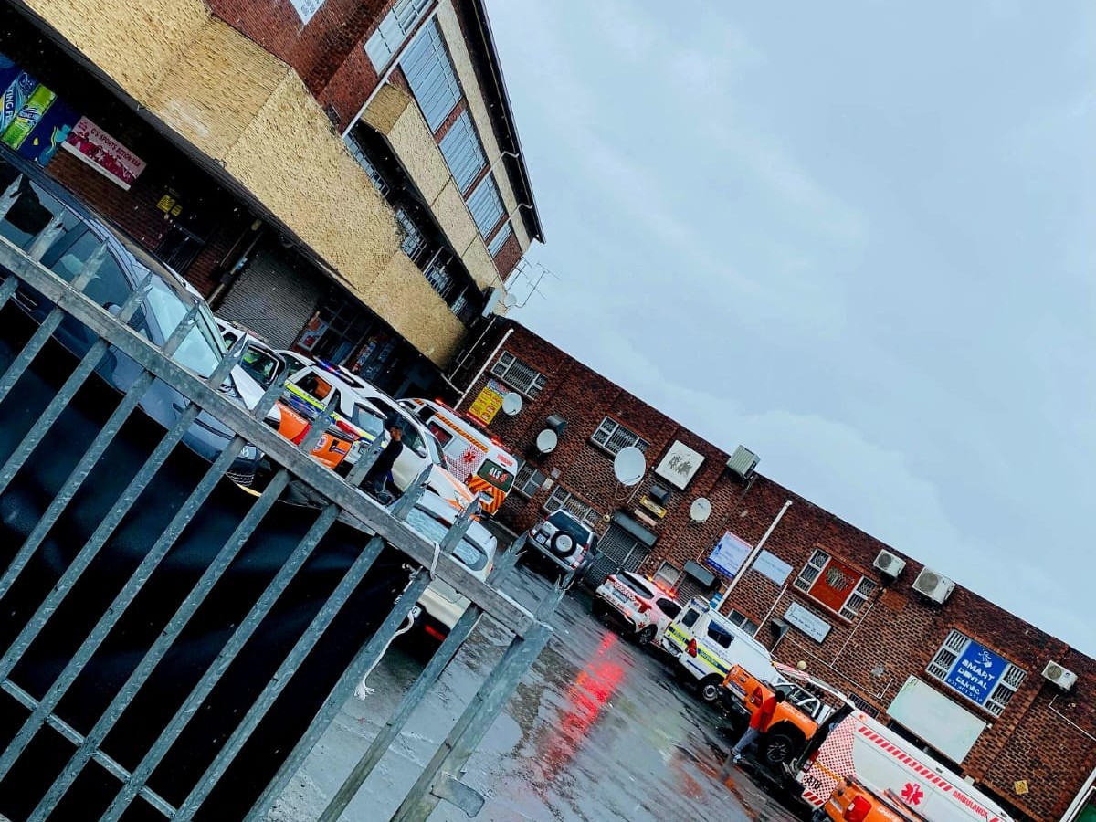 Robbery At Chartsworth Liquor Store Leaves Several Employees Injured ...