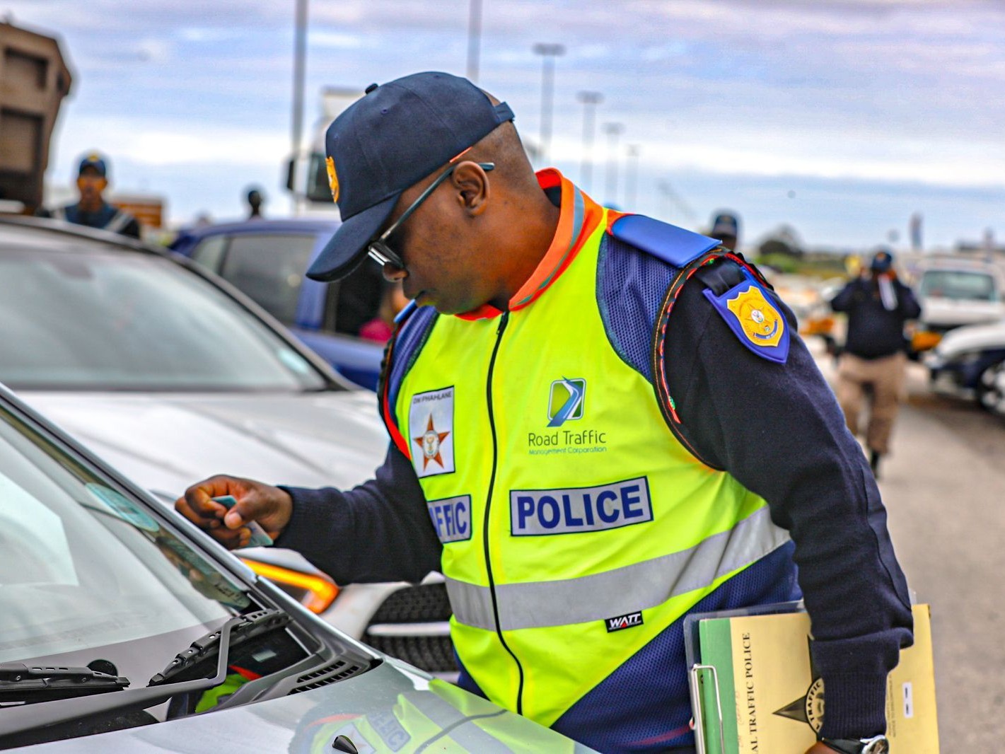 Bribery: Motorist Caught For Driving Under The Influence Of Alcohol ...