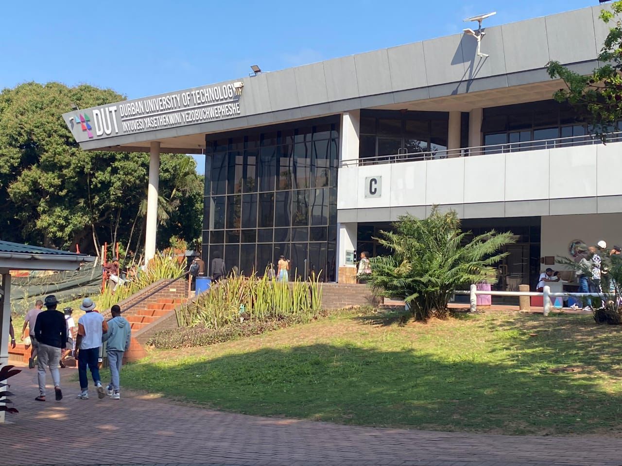 DUT Student Jumps To His Death From High-Rise Building At Steve Biko ...