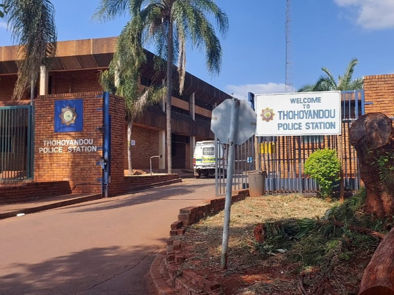 Thohoyandou Female Police Sergeant Found Hanged In An Outside Room At ...