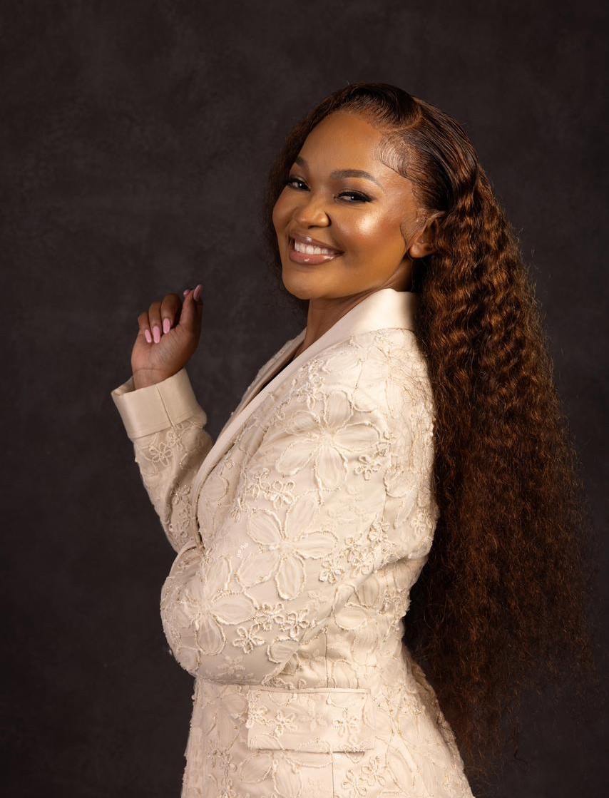 Gospel Singer Nceba Msomi's New Album 'The 37th Pslam' Debuts At Top Of ...