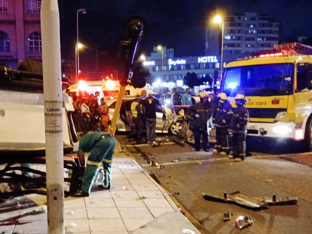 Durban City Centre Car Crash Leaves 1 Person Dead - The Bulrushes
