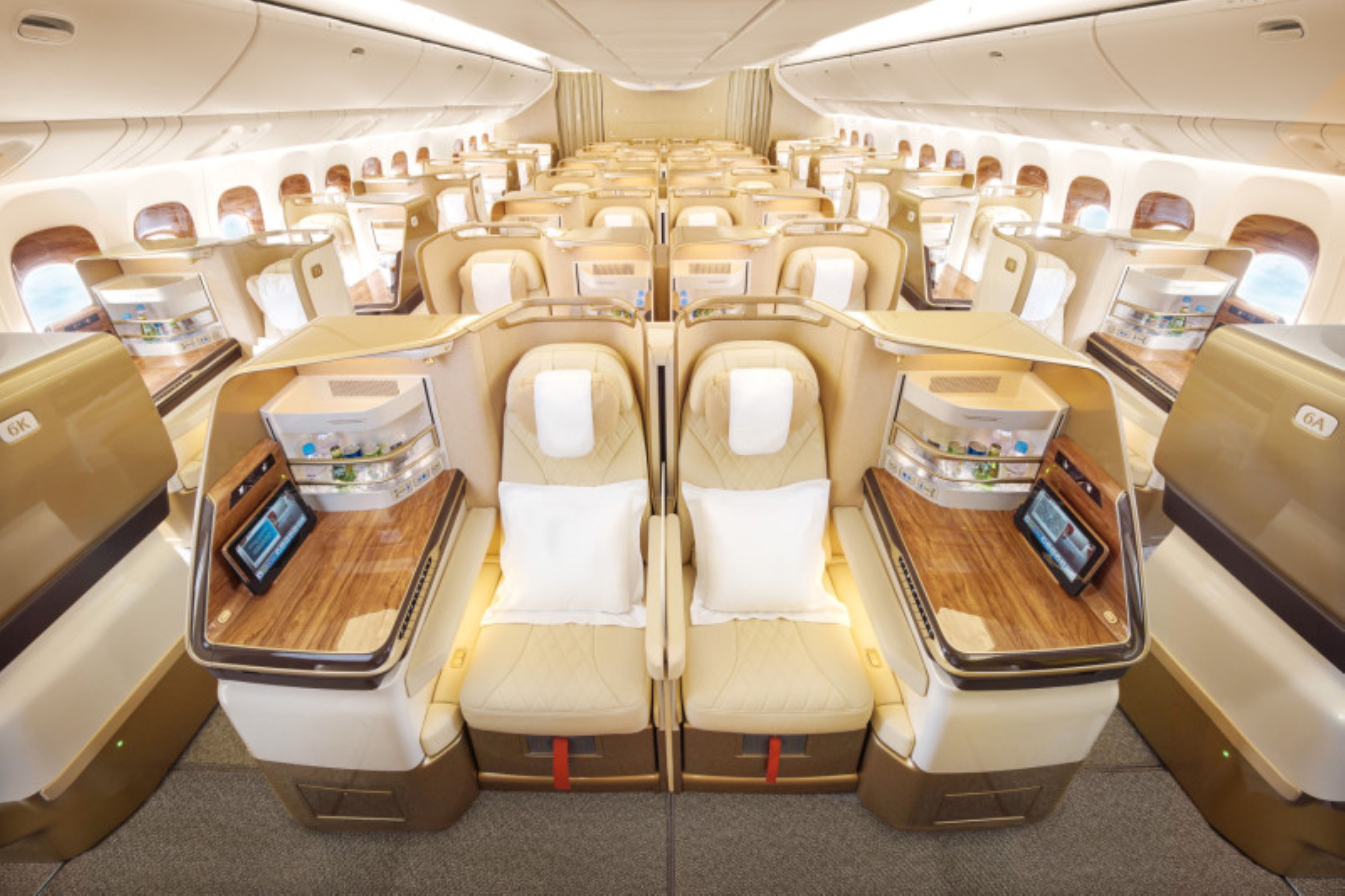 Emirates Rolls Out Retrofitted Boeing 777s With Premium Economy To ...